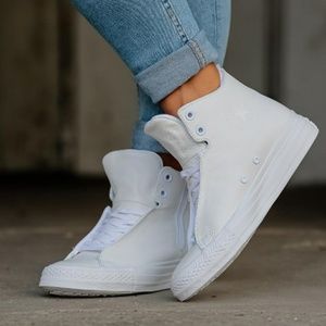Converse | Shoes | Nwt Converse White Leather Mid Top Wedge Sneakers ...